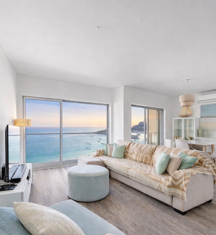 Sesimbra Cliffs - The Ocean At Your Feet - Sesimbra