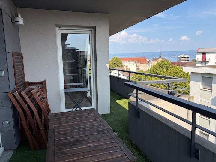 T3 Lumineux Avec Balcon Vue Lac Garage Sous Sol - Thonon-les-Bains
