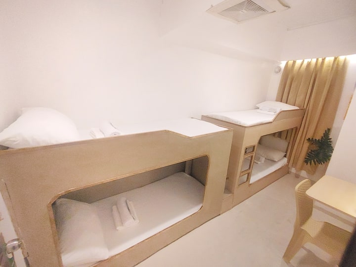 8209 Budget Bunk Bed (Shared Toilet & Bath) - Cebu City