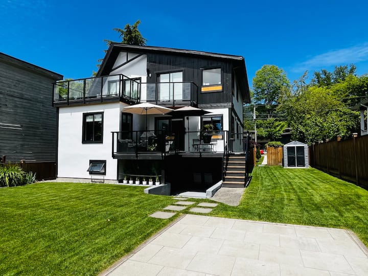 Freshly Renovated 1-bed Basement Suite - North Vancouver