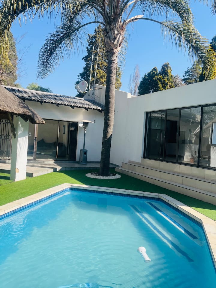 Fourways Vacation Rentals & Homes - Fourways, Sandton, South Africa ...