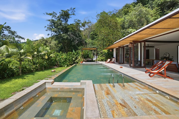Hermosa Casa Con Piscina Y Jacuzzi - Chía