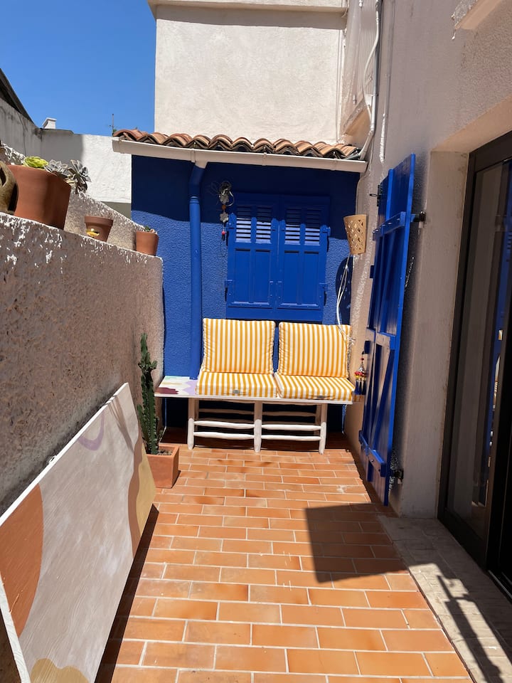 Petite Maison Calme, Avec Terrasse - Marseille