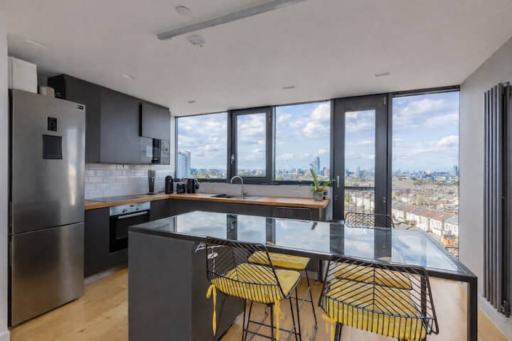 2br Penthouse |Air-con | Balcony| Views |Renovated - Londres