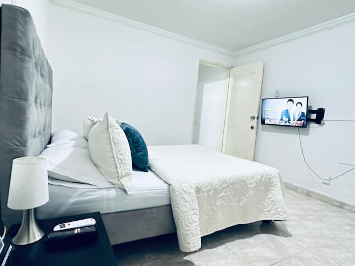 Loft 102 Imbanaco – A/c, Kitchen & Washer - カリ