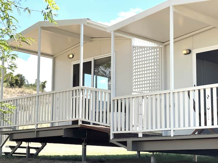 Cabin With Stunning Valley Views - Gatton