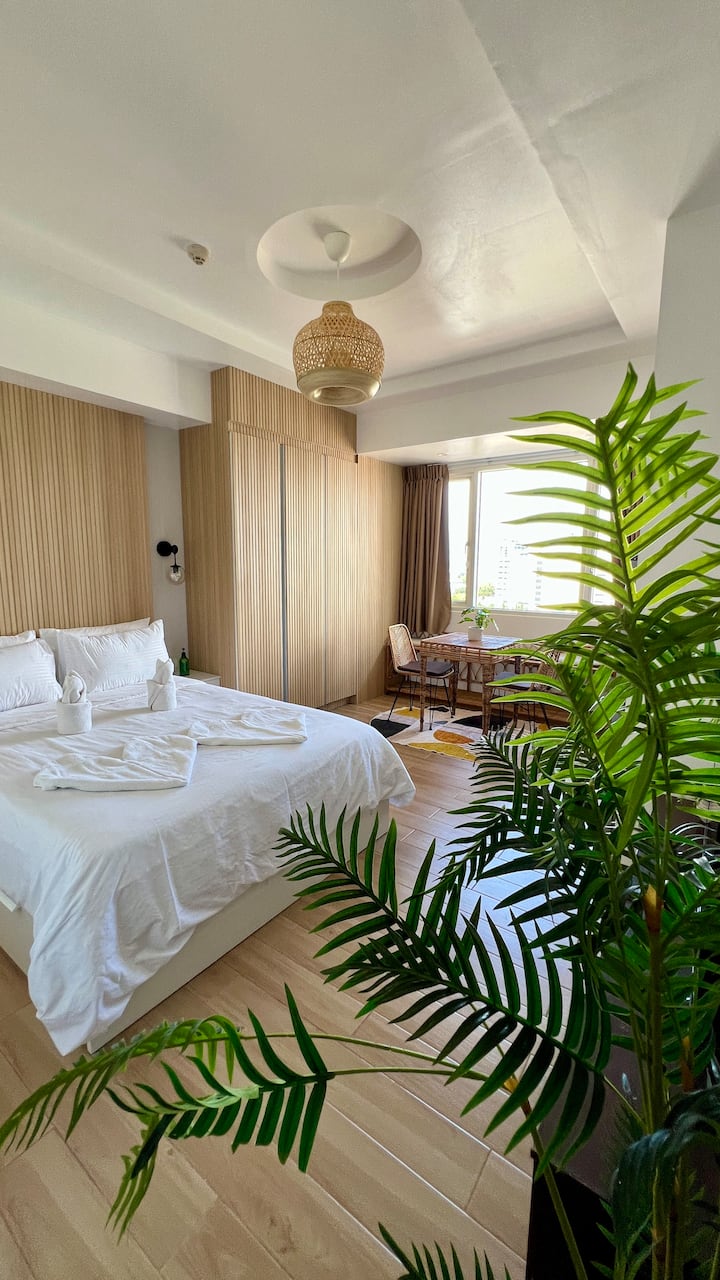 Calyx Residences In Cebu Business Park (12m) - Cebu