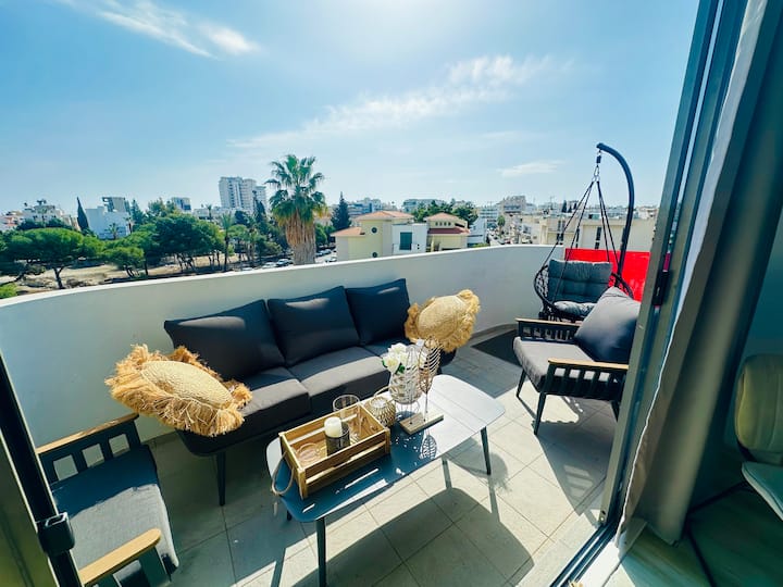 Spectacular Beach Loft With A Roof Pool - Zypern