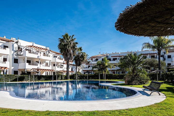 Apartamento En La Barrosa Con Piscinas Y Pádel - Chiclana de la Frontera