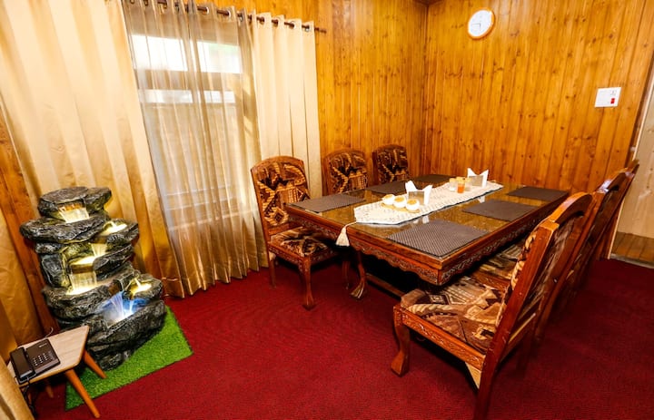 Beautiful 5 Bedroom Villa - Srinagar