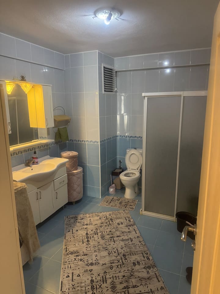 Altinoluk Ta Kiralik Genis Daire - Altınoluk