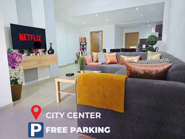 Apartment In City Center, Free Parking - Casablanca