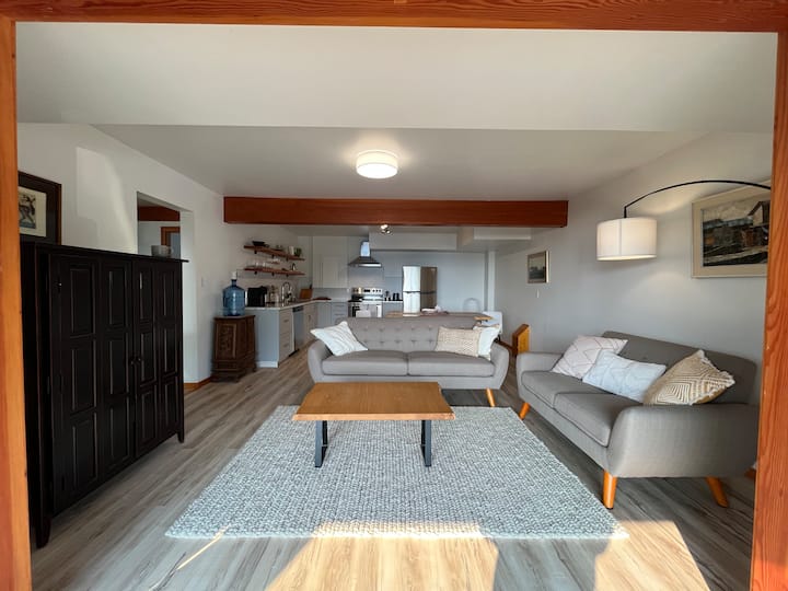 Talana Heights - 2-bedroom Self-contained Suite - Blind Bay
