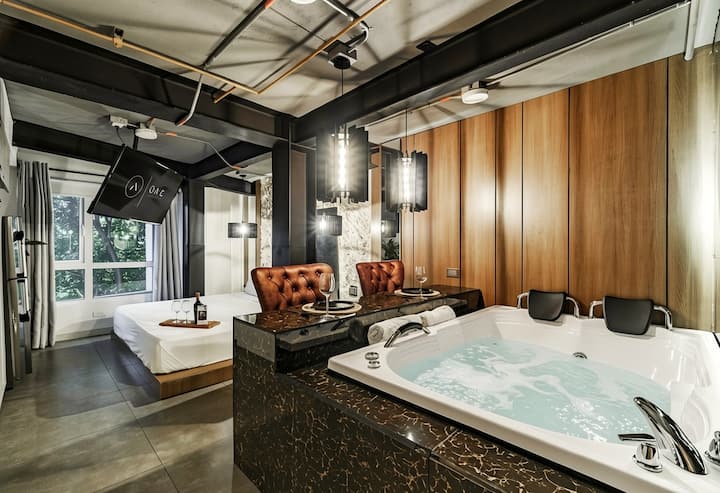 302 Suite Exclusiva Excelente Ubicación Laureles - Medellín