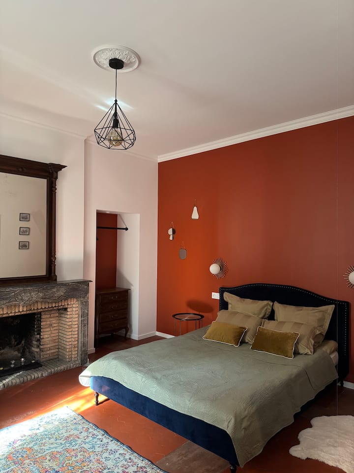 Location Studio Vacances Dans Chateau - Hyères