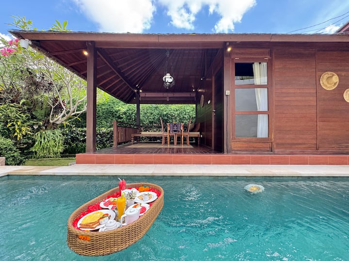 Ubud Authentic Wooden Villa~private Pool&breakfast - Bali