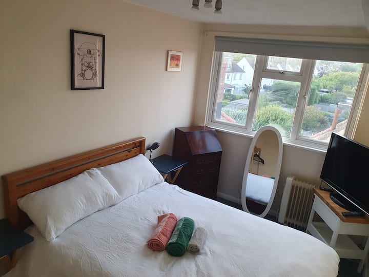 Bright, Private And Clean Room Near Hove Lagoon - Brighton and Hove