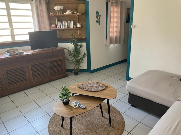 Grand Studio à 5min De La Plage Du Club Med - Martinica