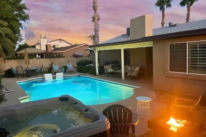 Paradise Oasis | Heated Pool | Hot Tub | Poker -