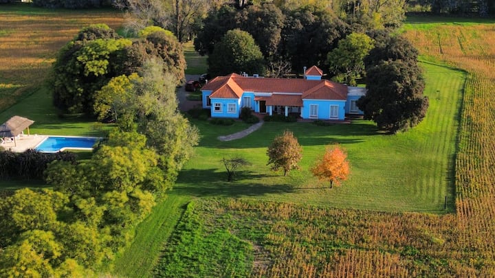 Casa De Campo Con Piscina - Chivilcoy