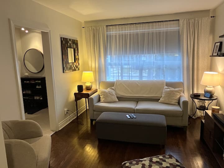 Private, Bright West End Suite, Easy Subway Access - Toronto