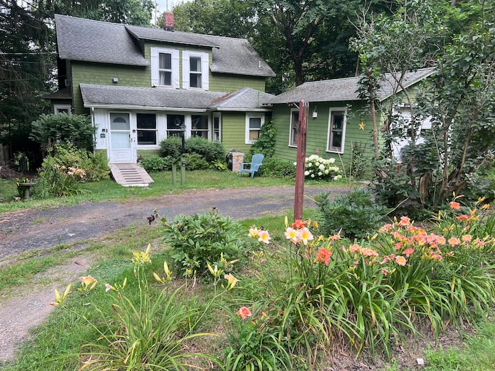Wahmeda House Next To Chautauqua Institute & Lake - Pier Beach, Mayville