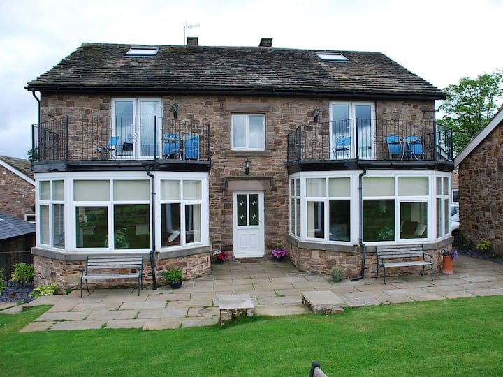 Shallcross Hall Cottage - Goyt - Buxton