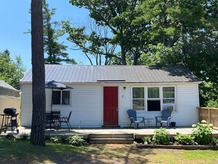 Listen To The Waves From Your Front Deck! - Wasaga Beach