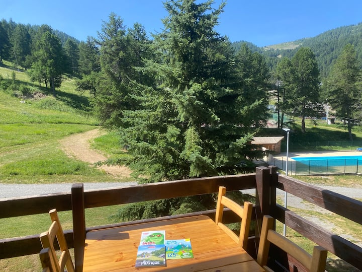 Plein Sud. Piscine Et Tennis Privés .
2 Chambres - Guillestre