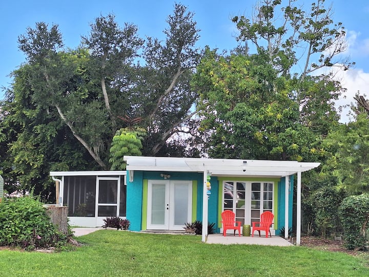 Lily Pad Cottage 1/1 Waterfront - Okeechobee, FL