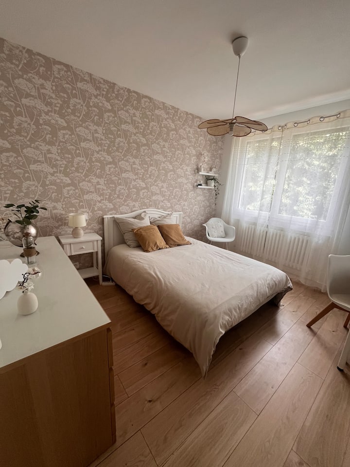 Maison Chaleureuse Près Des Sentiers De Randonnées - Haute-Loire