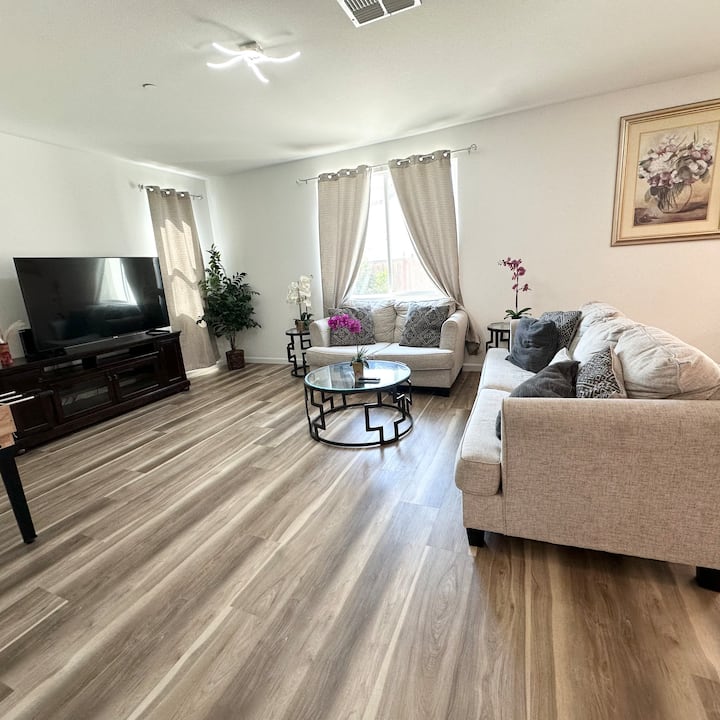 2024gorgeous Home 6 Bedrooms House In Elk Grove - Elk Grove