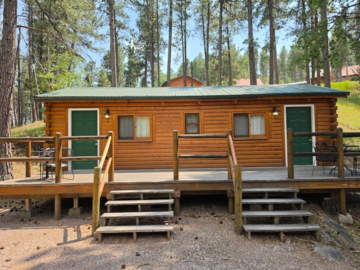 Duplex Cabin # 6 At Holy Smoke Resort - Mount Rushmore National Memorial