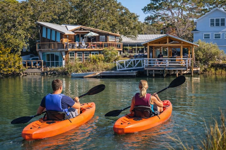 Creekside Hideaway For Sunset Lovers - Tybee Island, GA