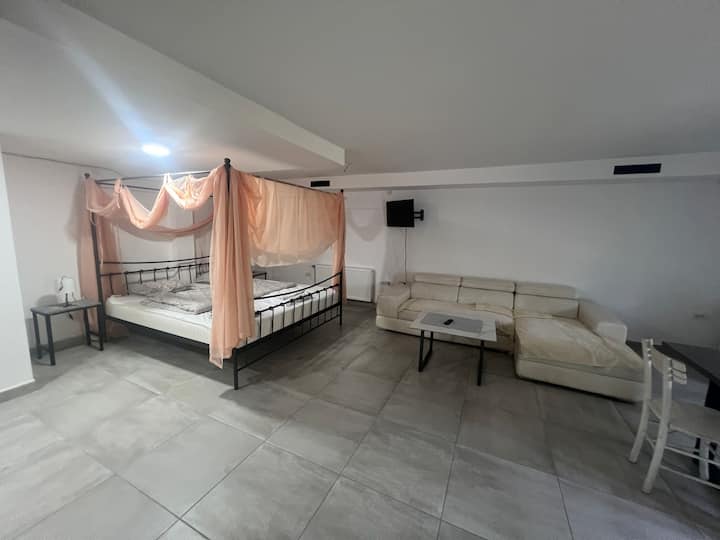 Ria Apartmani 6 - Novi Sad