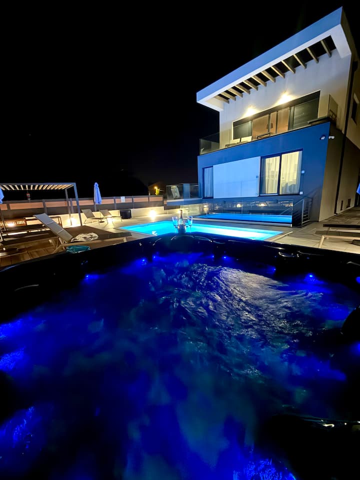 Sea Ap/villalamarea-com/150msea/pool/hottub/bbq - Zadar