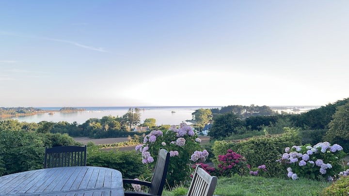 La Maison Aux Hortensias - Plougrescant