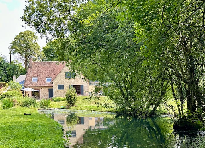 Moulin Bucolique Avec Piscine Int. Chauffée - Francia