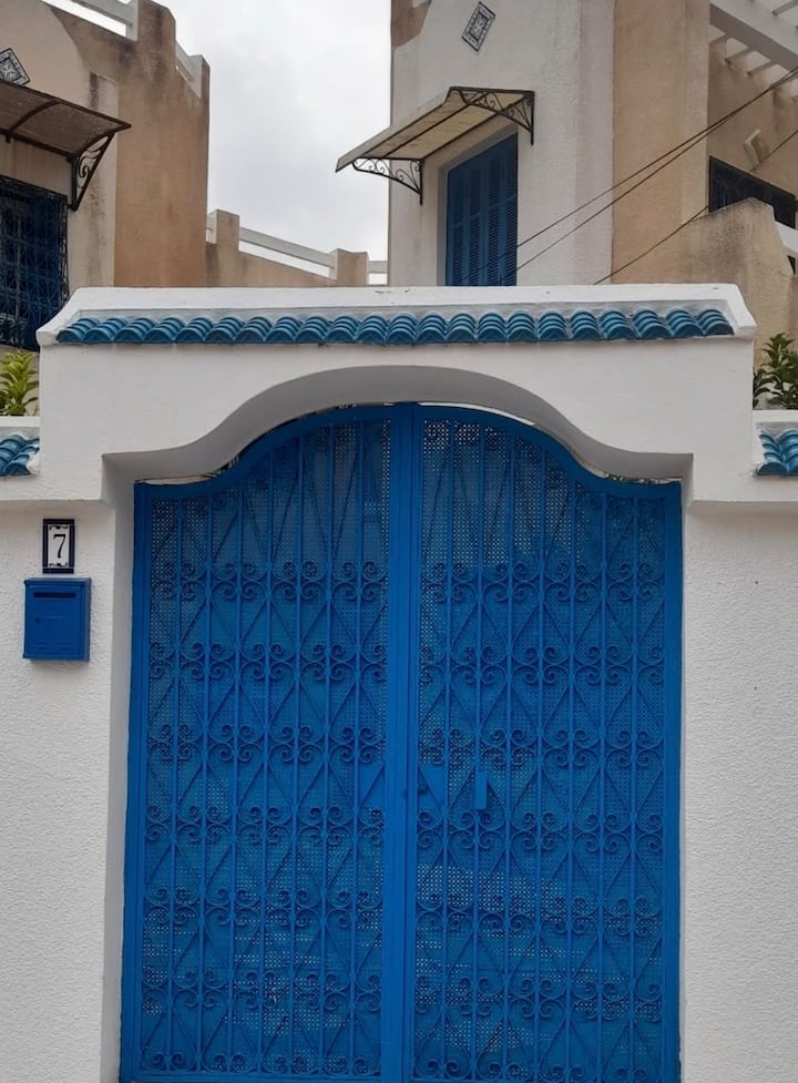 Mediterranean Style Home - チュニジア