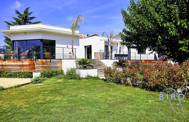 Belle Contemporaine 200m Piscine Bord Rivière - Pégomas