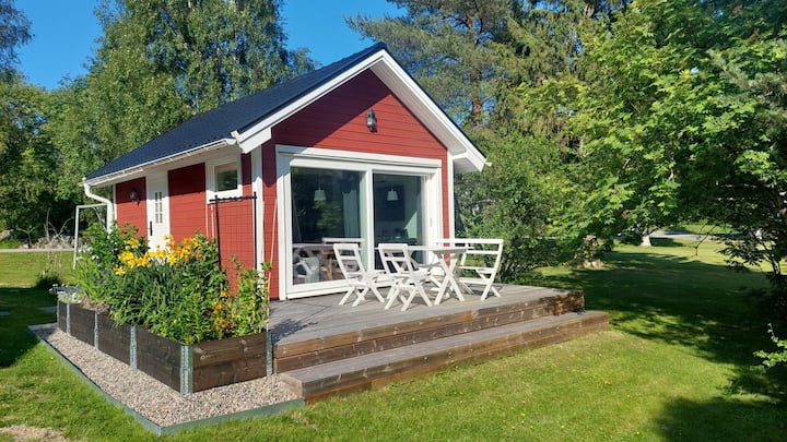 Gästhus Nära Centrum Med Ac, Sänglinnen, Städning - Piteå