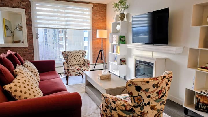 Centrally Located, Lovely 1 Bedroom Apartment - Edmonton, Canada