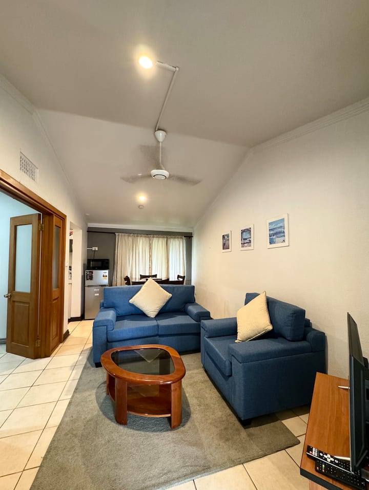 Cozy & Airy One Br Poolside With 24hr Security - Suva