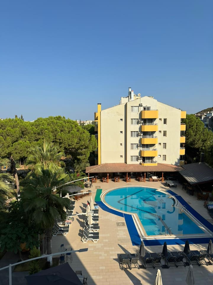 Opus Apart Otel'de Güzel Sıcak Bir Tatil - Kusadasi