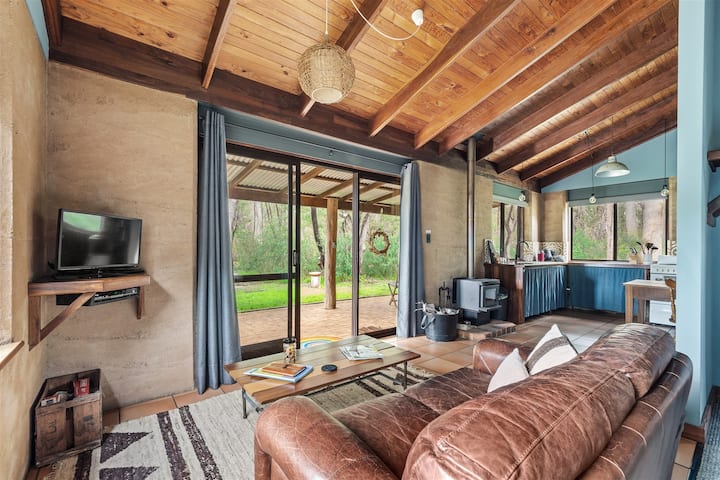 Chinook Studio - Western Australia