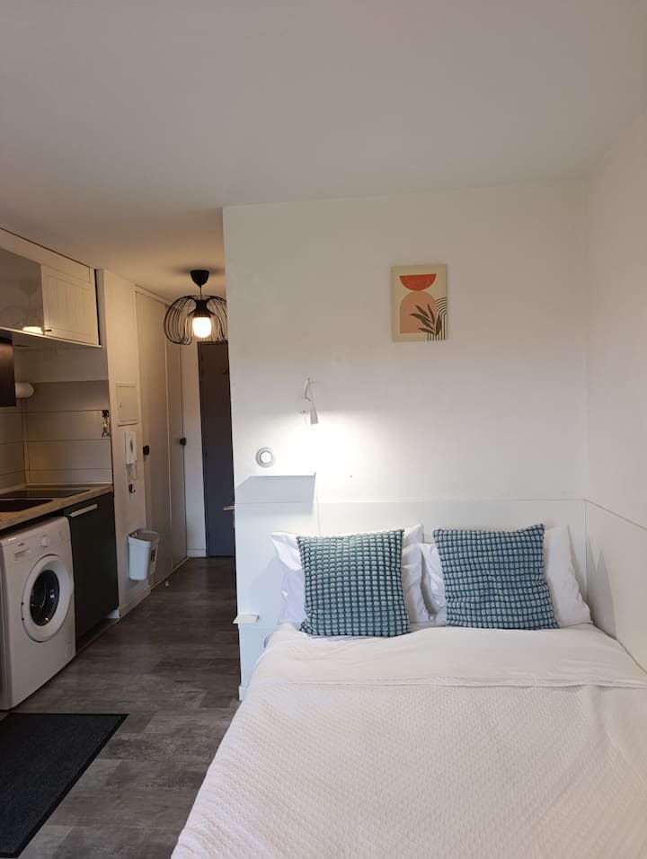 Manhat Studio Clim Balcon Park Proche Montpellier - Grabels