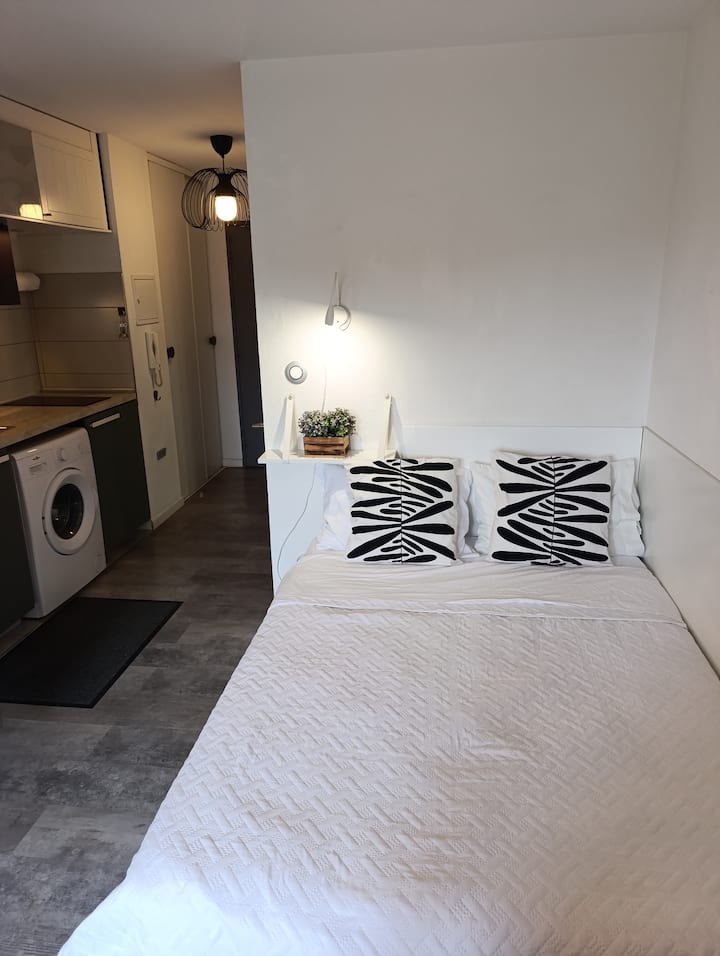 Manhat Studio Clim Balcon Park Proche Montpellier - Juvignac