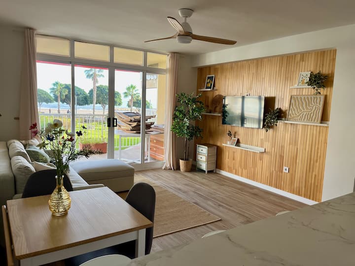 Sea Views & Terrace · Renovated 2026 · Cambrils - Cambrils