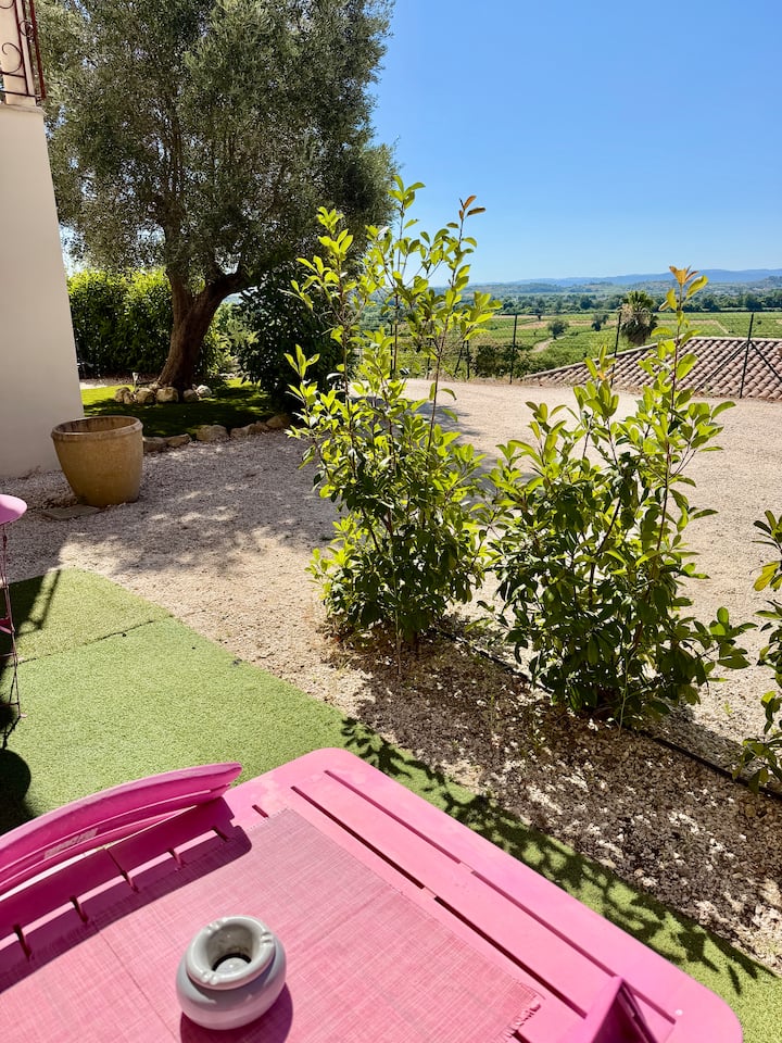 Grand T2 Parking Terrasse ,Mer,lac,rando,calme - Montagnac