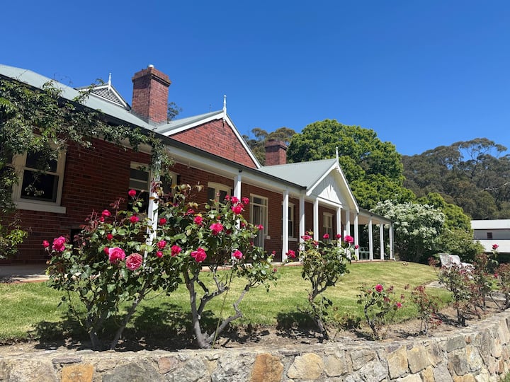 Adelaide Hills Farm House - Adelaide